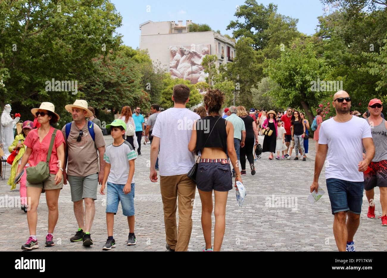 Crowds in the parthenon hi-res stock photography and images - Alamy