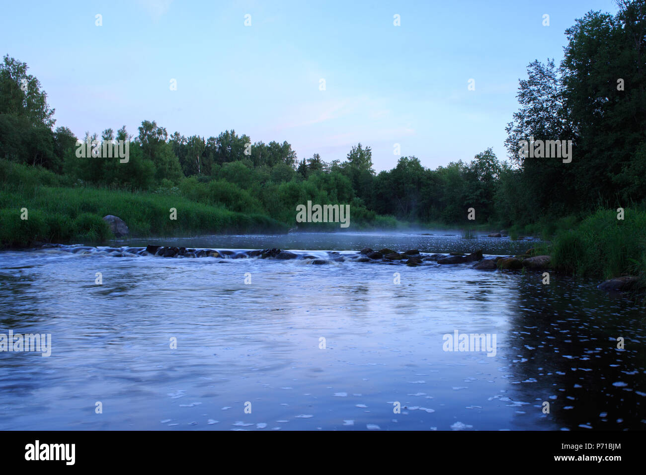 Fog flow hi-res stock photography and images - Alamy