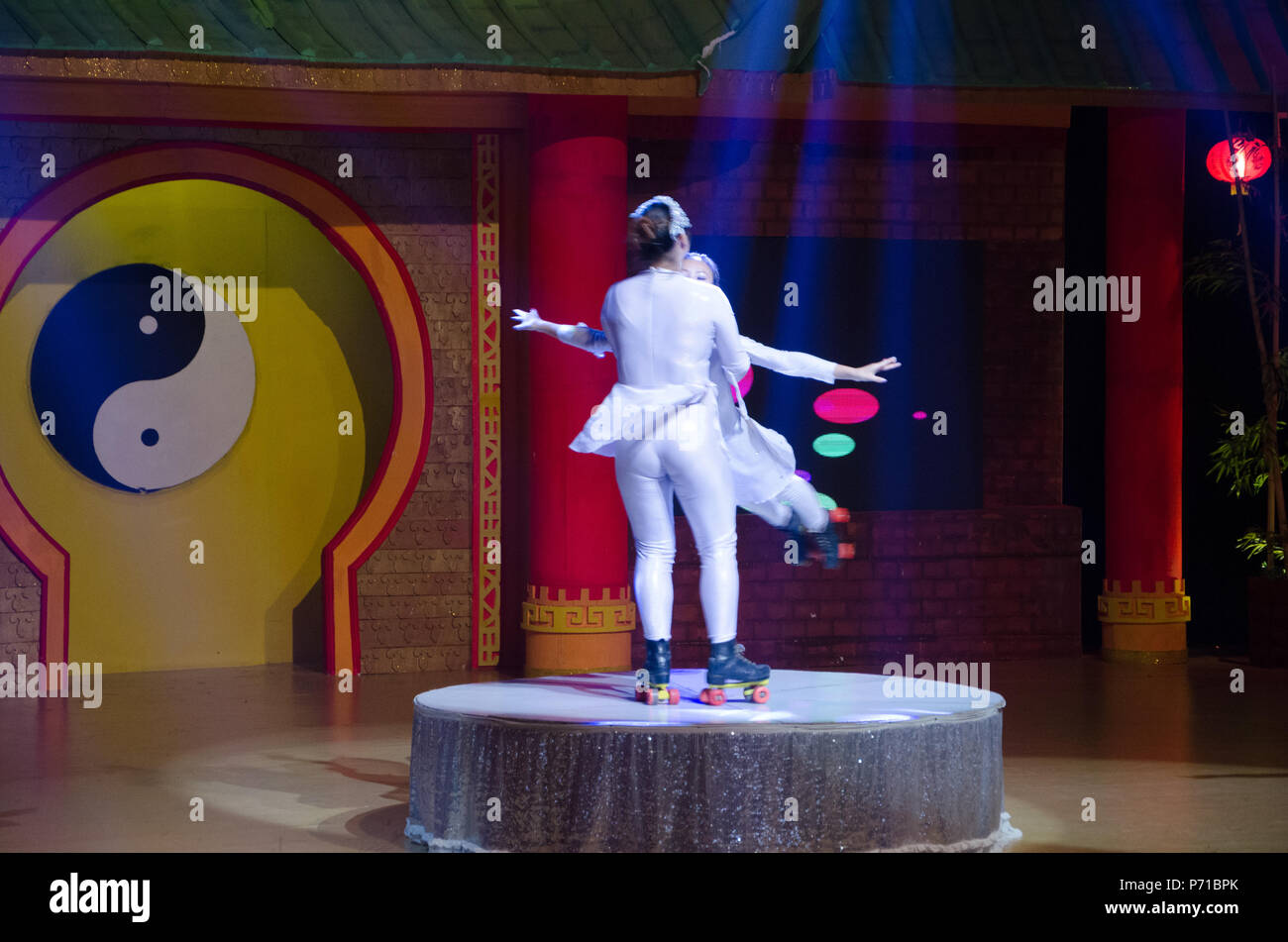 China Shaolin monks Kung Fu Martial Arts Show ( oriental circus in ...