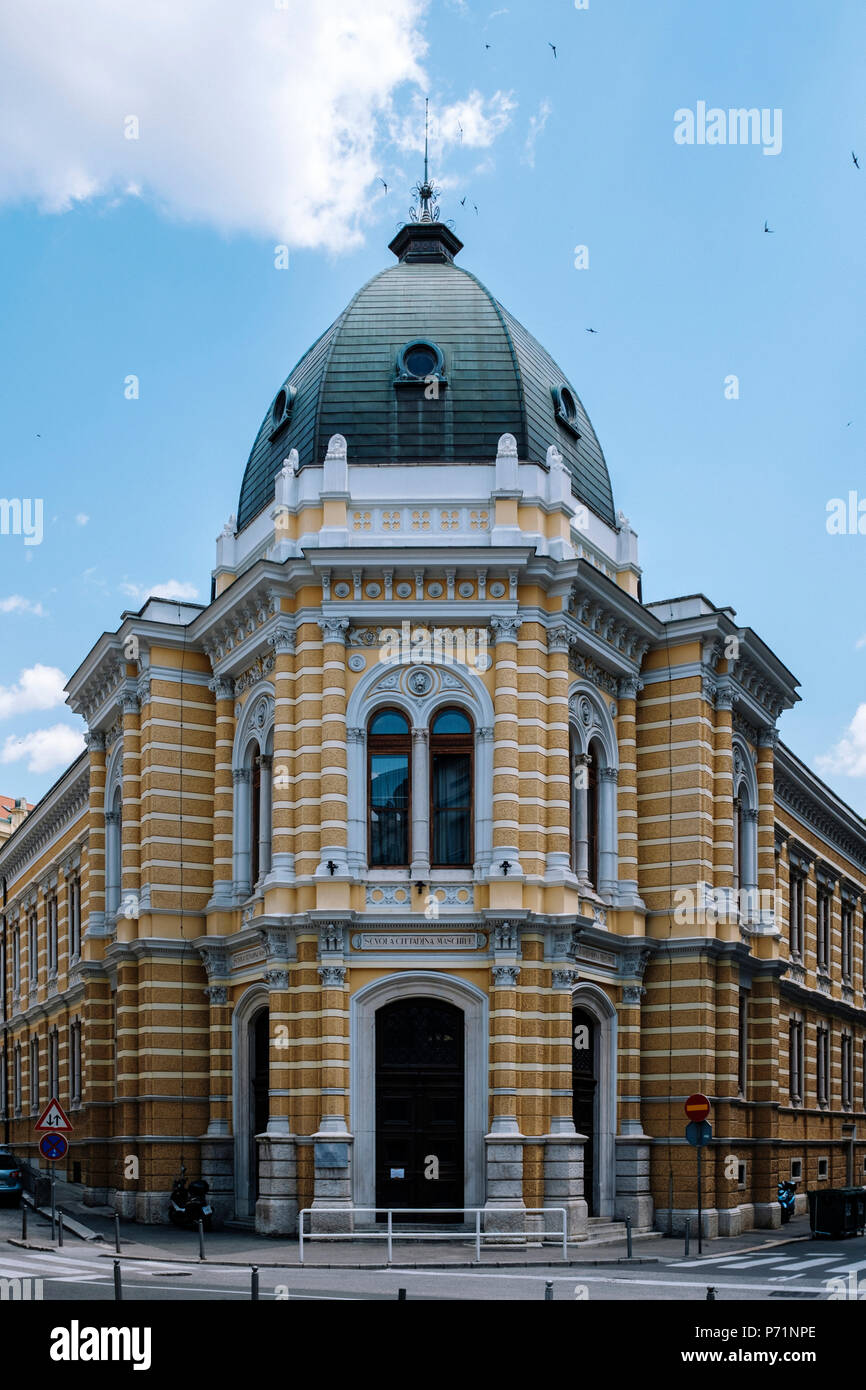 Italian high school hi-res stock photography and images - Alamy