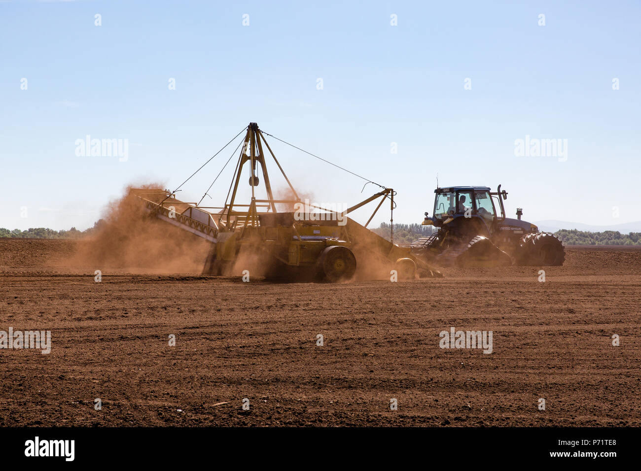 Ireland peat harvesting hi-res stock photography and images - Alamy