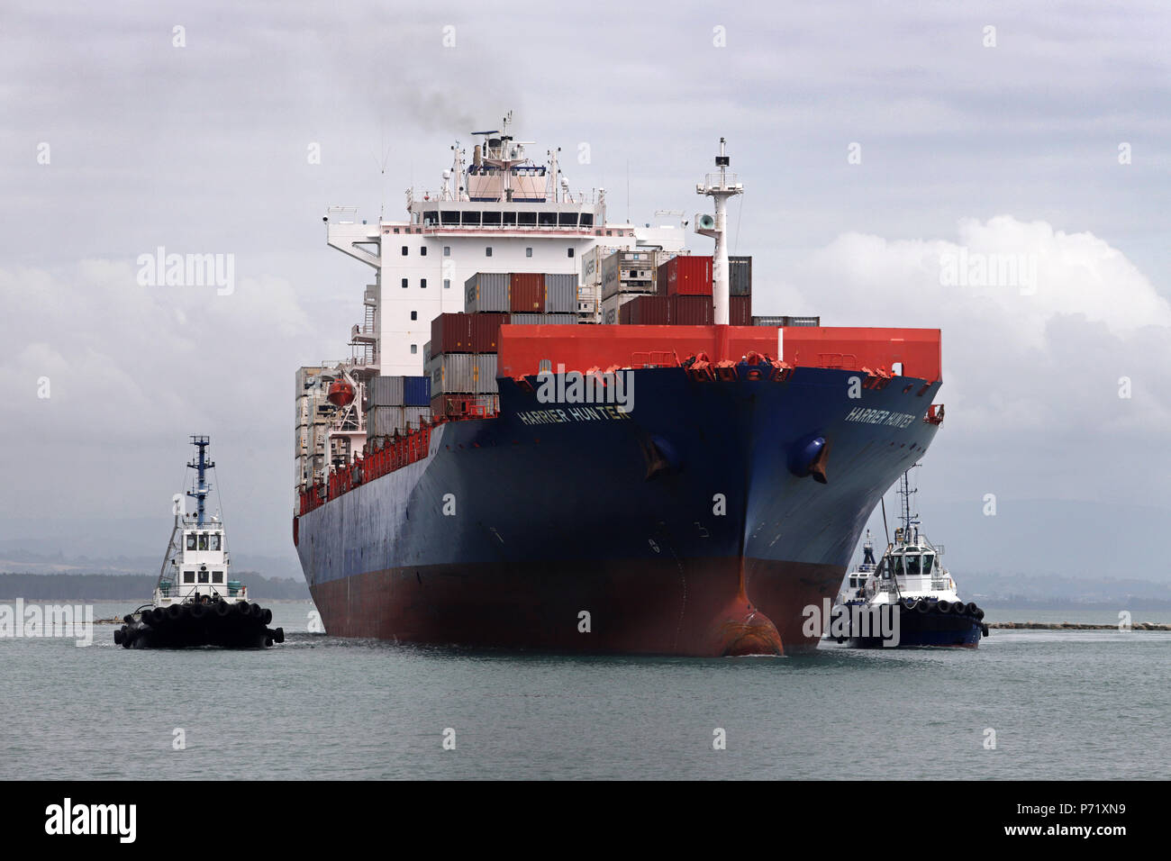 Picture by Tim Cuff 4 February 2018 - The Harrier Hunter navigates The ...