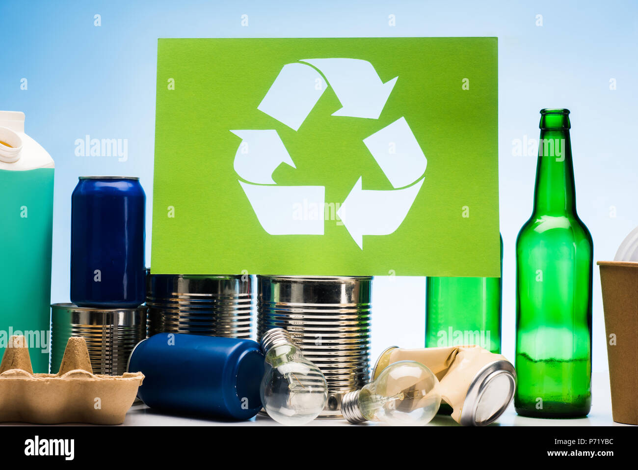 Recycling symbol different types hi-res stock photography and images ...