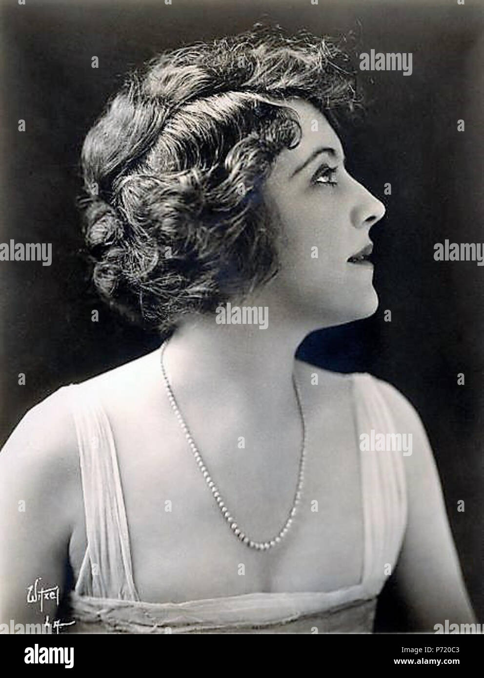 Grace Valentine High Resolution Stock Photography and Images - Alamy