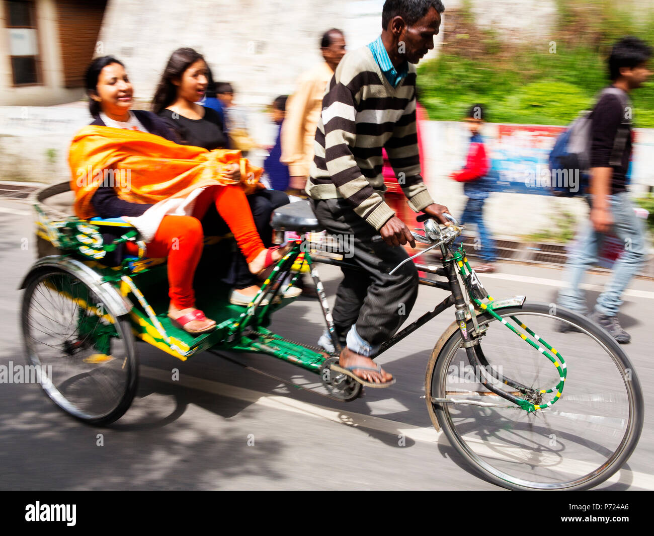 Tuk tuk ride hi-res stock photography and images - Alamy