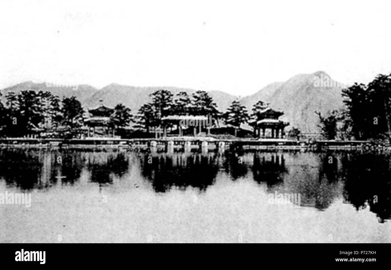 Jehol china Black and White Stock Photos & Images - Alamy