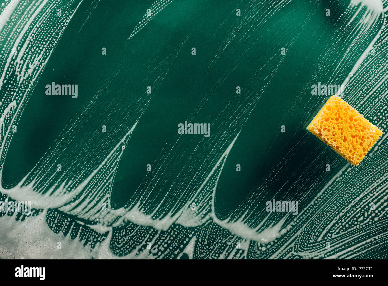 Top view of the sponge hi-res stock photography and images - Alamy