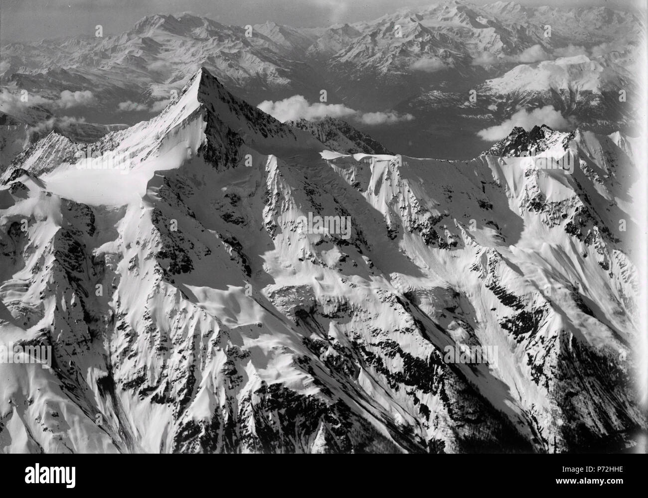 Walliser alpen hi-res stock photography and images - Alamy