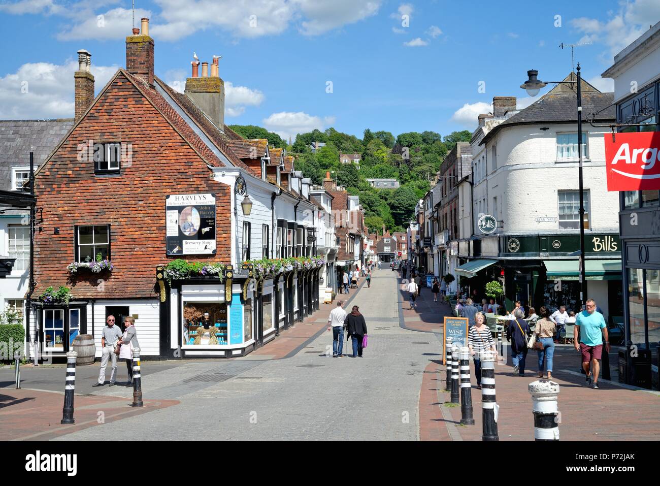 High street lewes sussex england hi-res stock photography and images ...