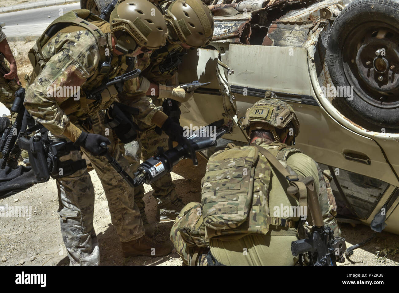 U.S. Air Force Special Tactics Airmen with the 24th Special Operations ...