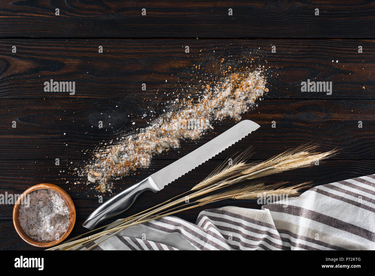 Salt knife hi-res stock photography and images - Alamy