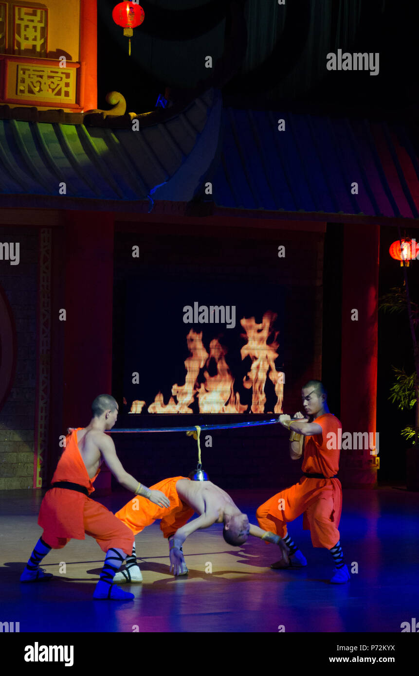 Jet li buddha hi-res stock photography and images - Alamy