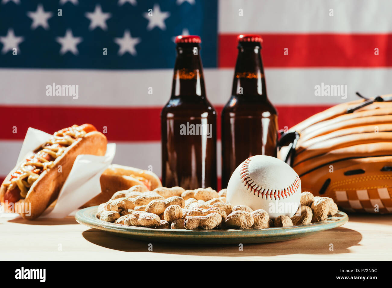 Baseball game beer hi-res stock photography and images - Alamy