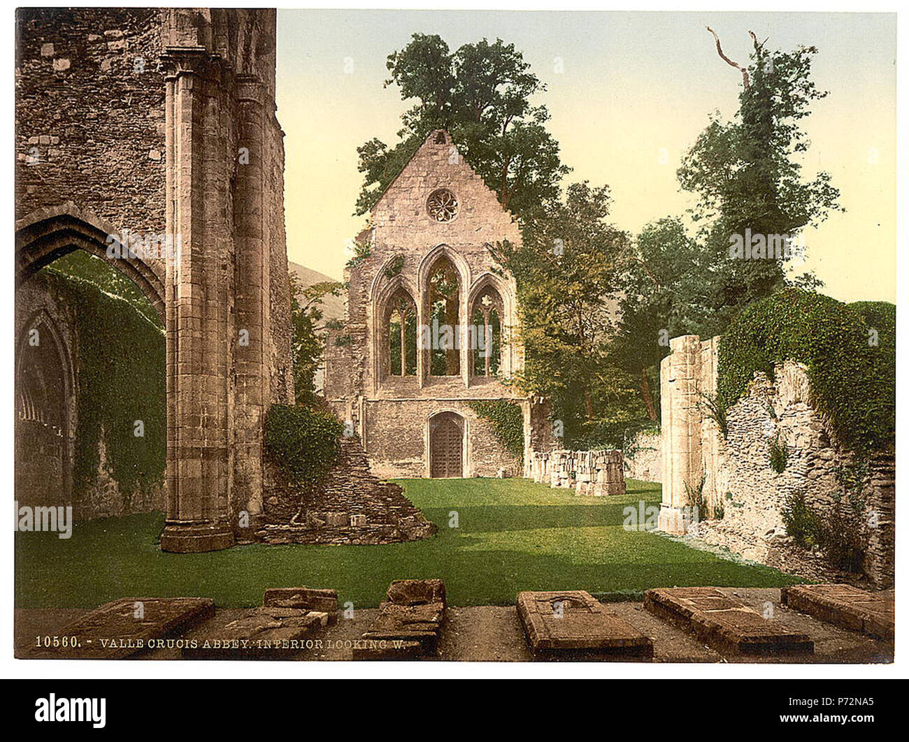 Vintage photograph of an old building Stock Photo - Alamy