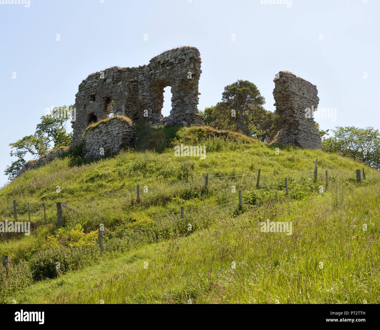 Skelbo Castle is a ruined 14th century keep, located on a hill near ...