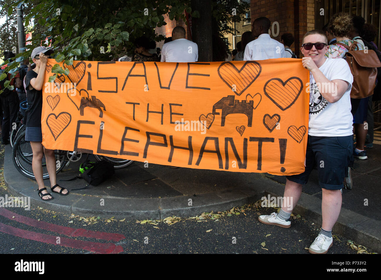Save the elephant banner hi-res stock photography and images - Alamy