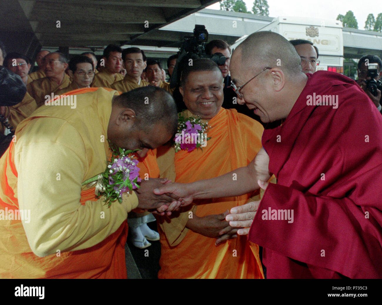 Apr 1998 hi-res stock photography and images - Alamy