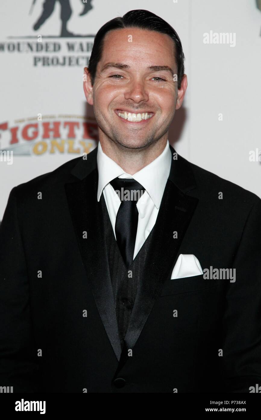 Tony reid hi-res stock photography and images - Alamy