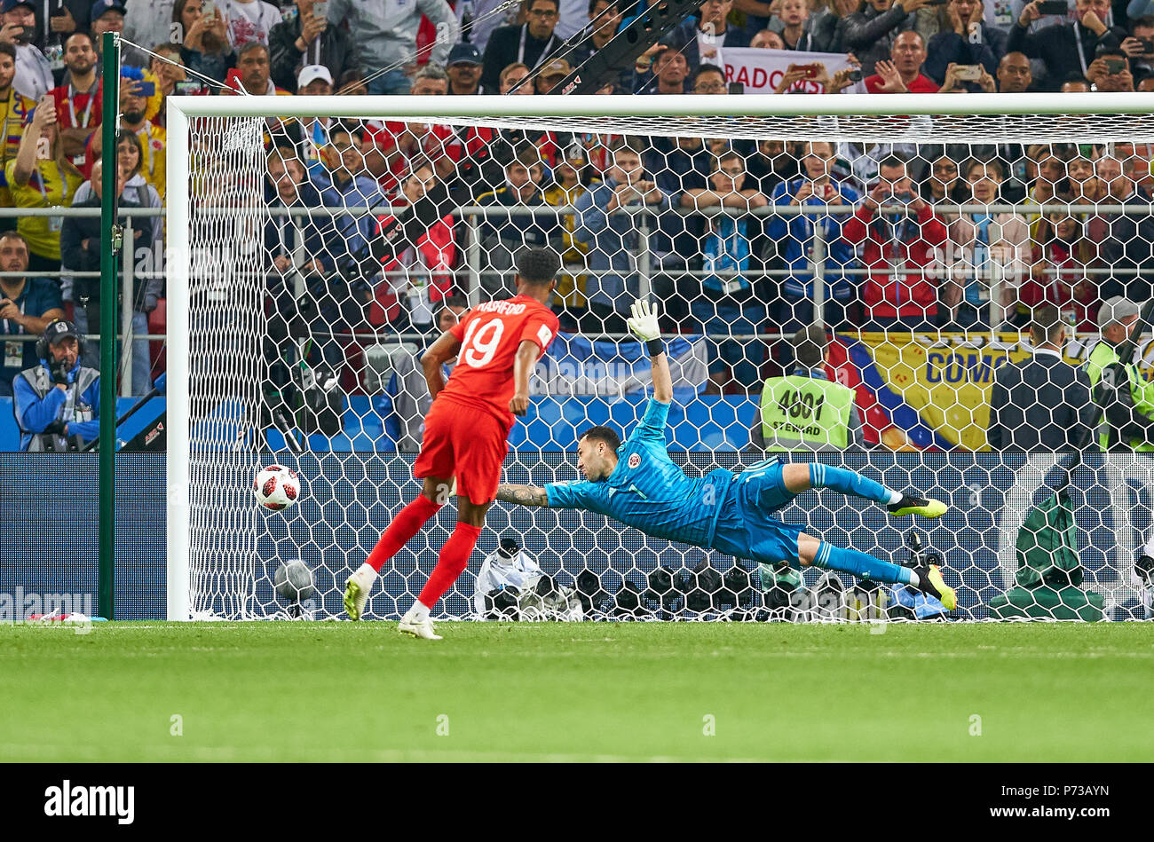 Marcus rashford england national team hi-res stock photography and ...