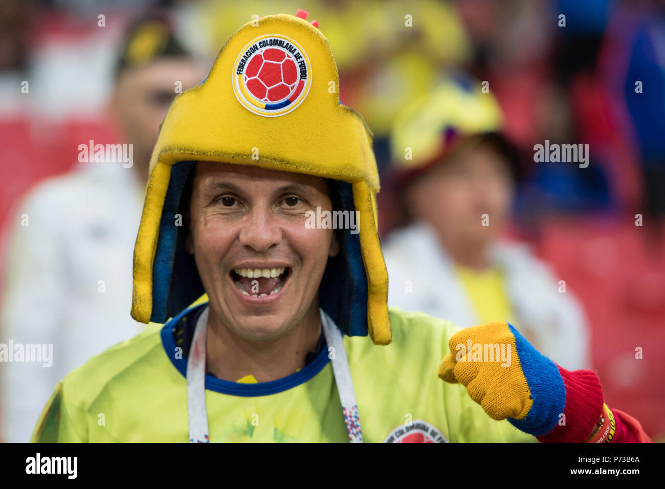 Colombia football fans colombian soccer hi-res stock photography and ...