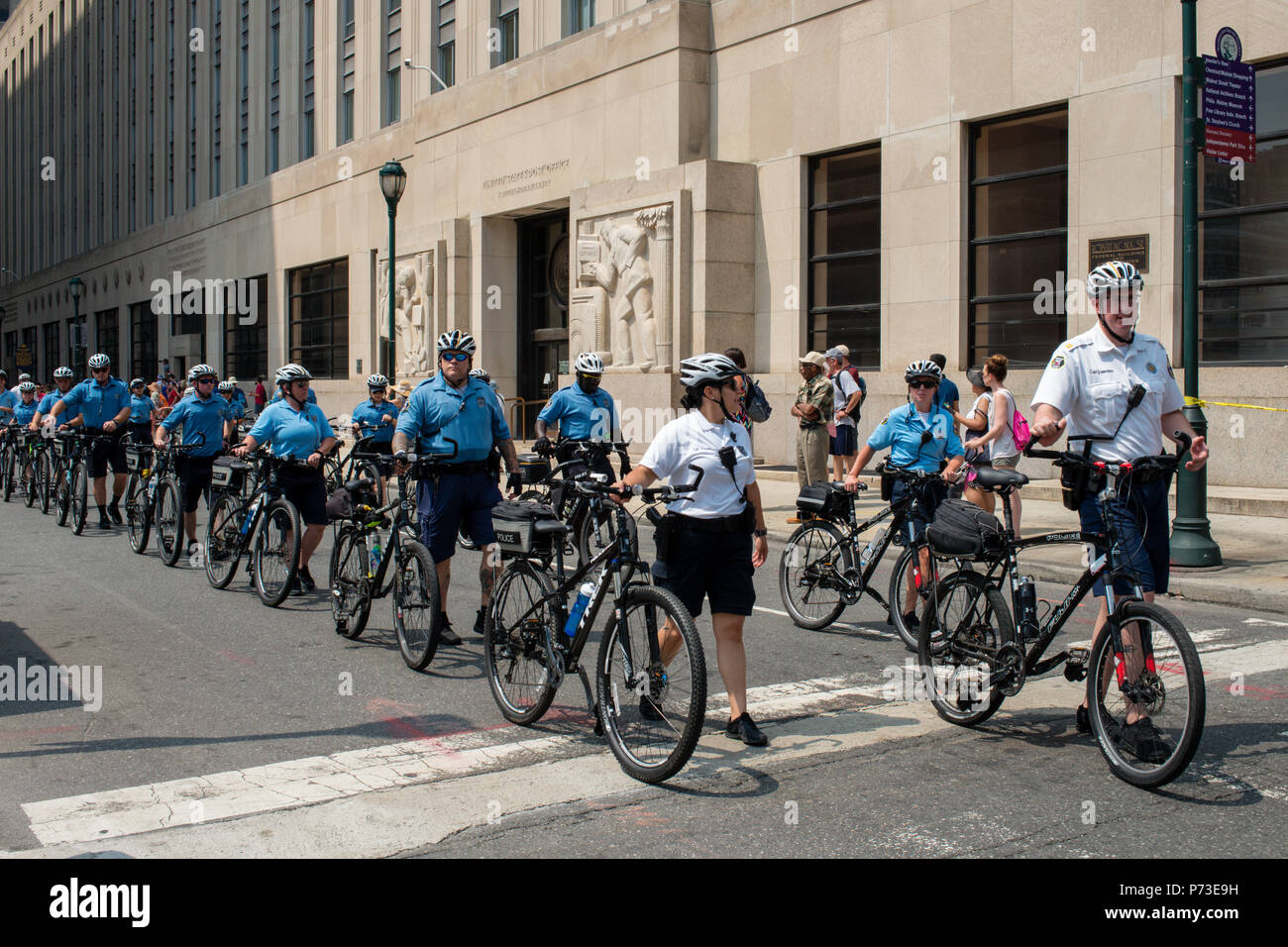 Philadelphia annual independence day parade hi-res stock photography ...