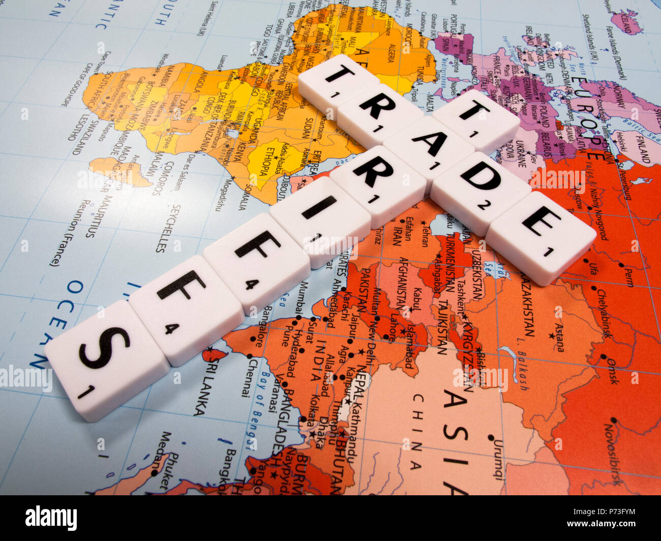 Tariffs world map hi-res stock photography and images - Alamy