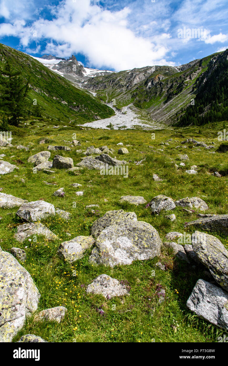 Nature and beauty of Neves Stock Photo - Alamy