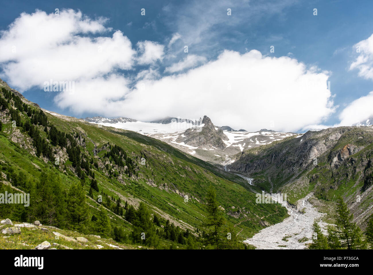 Nature and beauty of Neves Stock Photo - Alamy