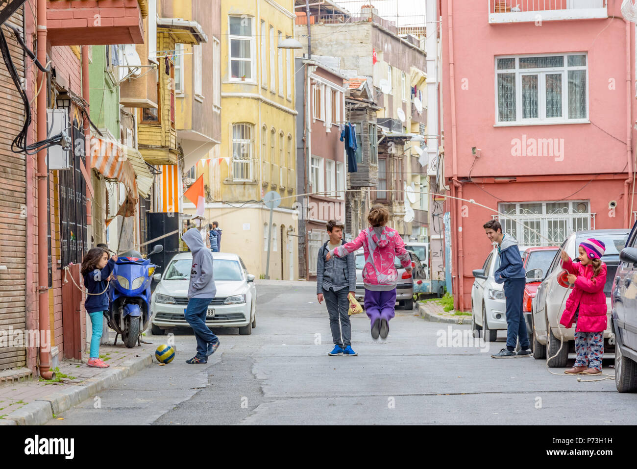 Children playing ball games street hi-res stock photography and images ...