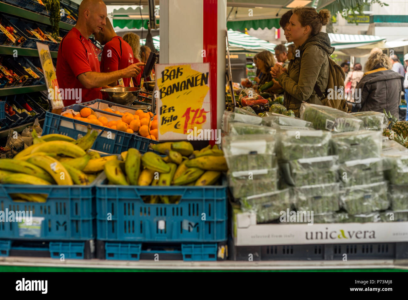 Customers salesman trade stall hi-res stock photography and images - Alamy