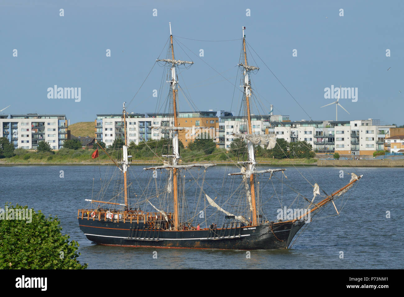 Tall Ship the Earl of Pembroke arrives on the River Thames in London ...