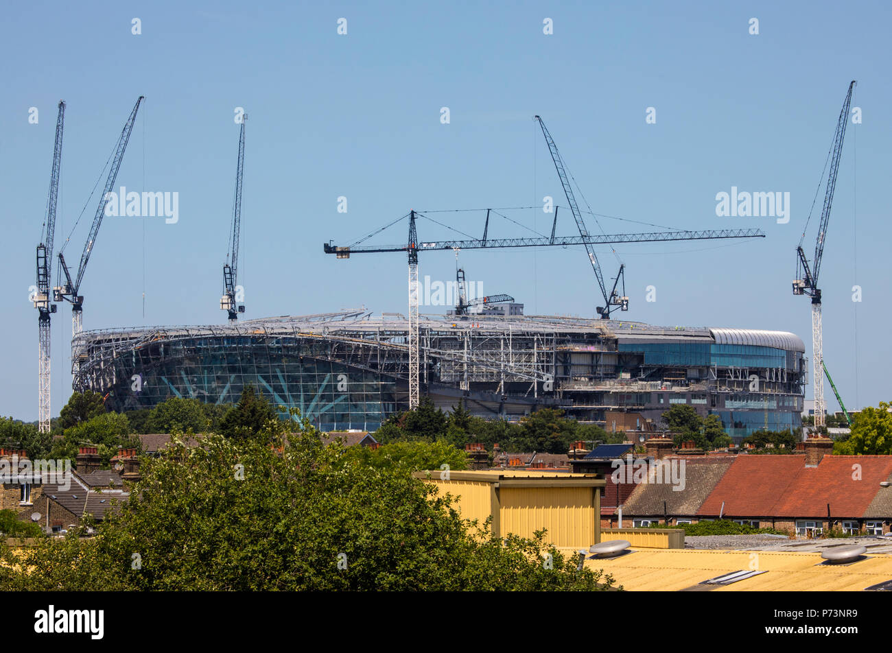 Tottenham hotspur new stadium construction hi-res stock photography and ...
