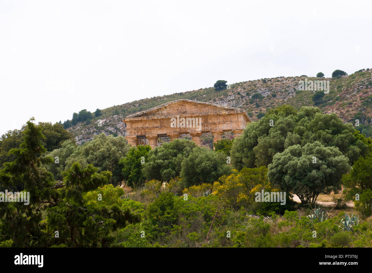 Ionian temple hi-res stock photography and images - Alamy