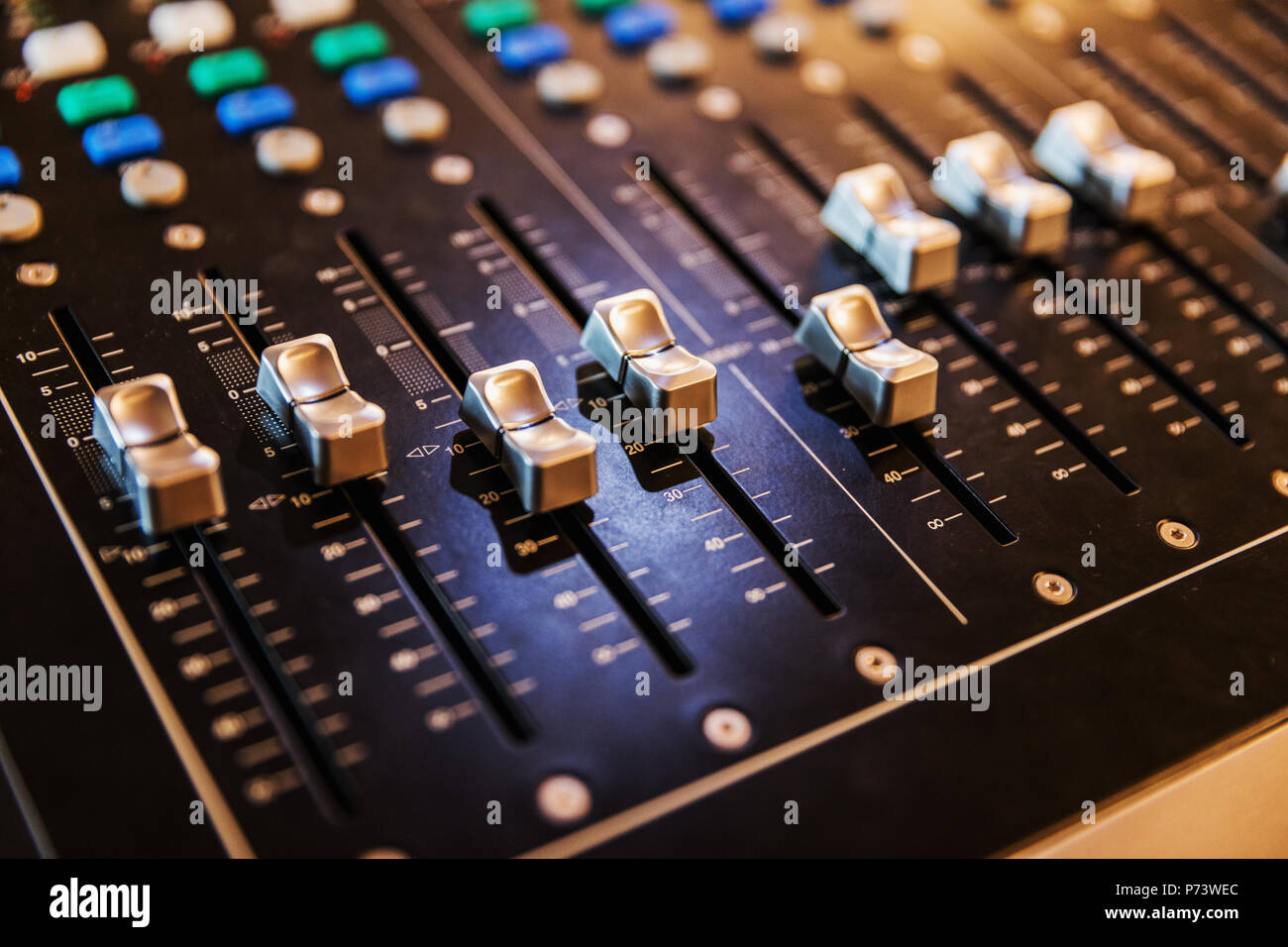 Equipment recording hi-res stock photography and images - Alamy
