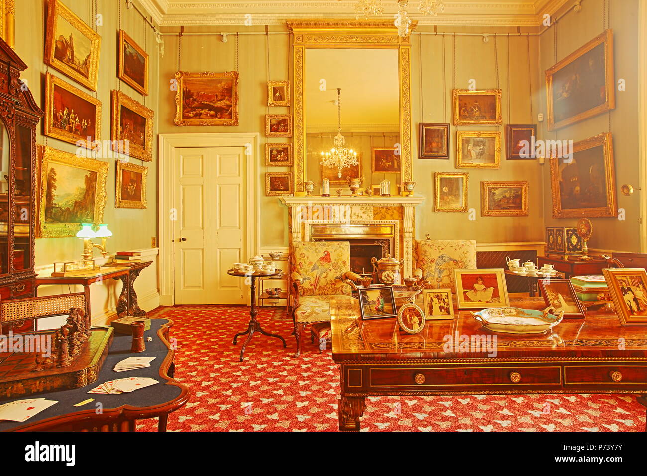 Syon house london summer hi-res stock photography and images - Alamy