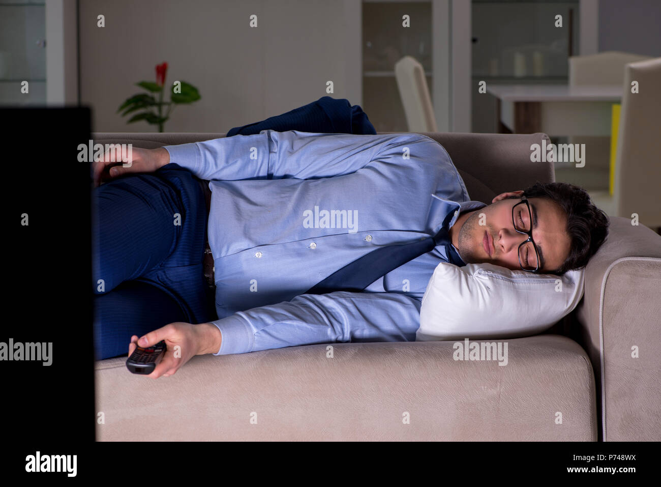 Man sleeping smart watch hi-res stock photography and images - Alamy
