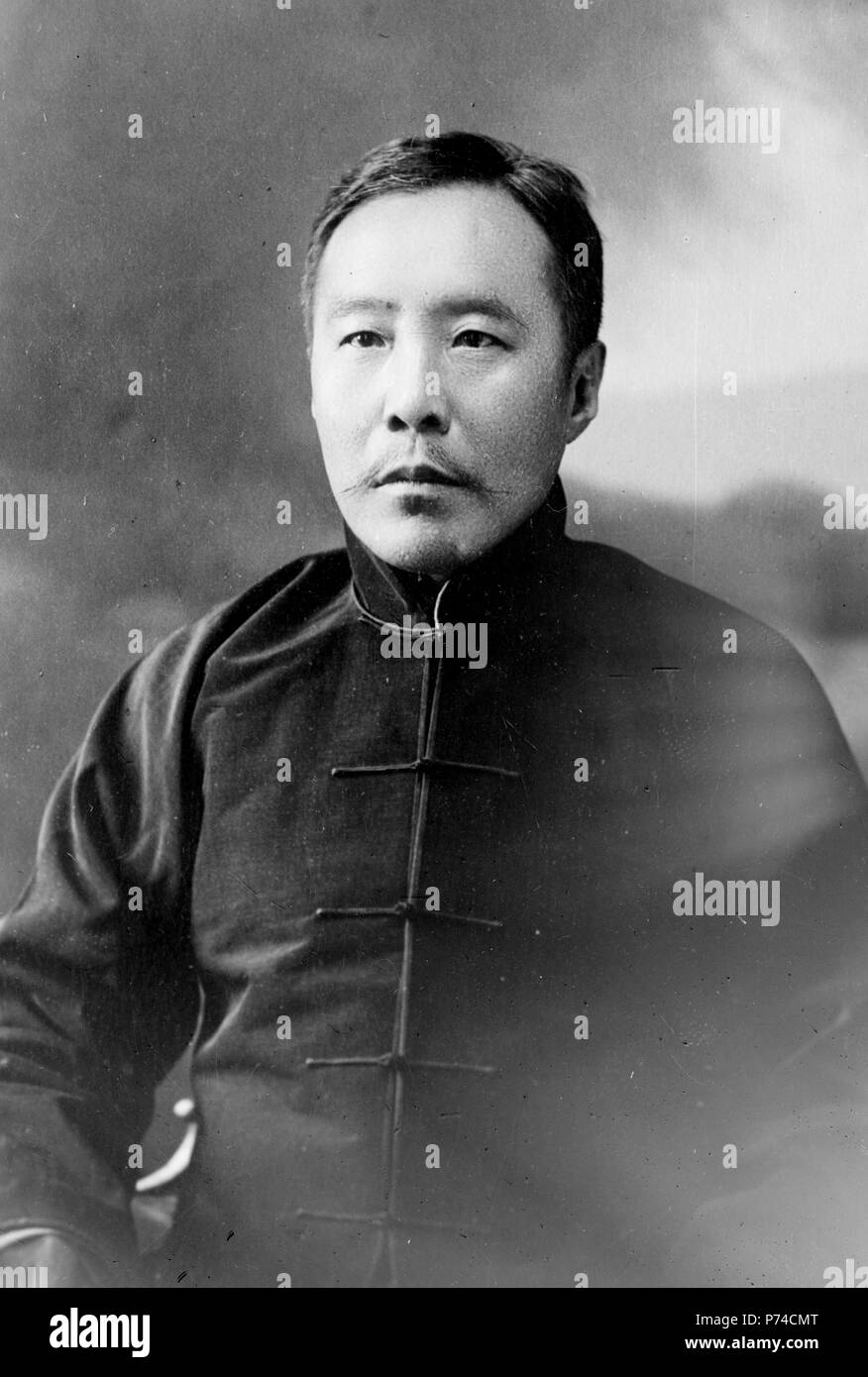Early 1900s chinese politicians hi-res stock photography and images - Alamy