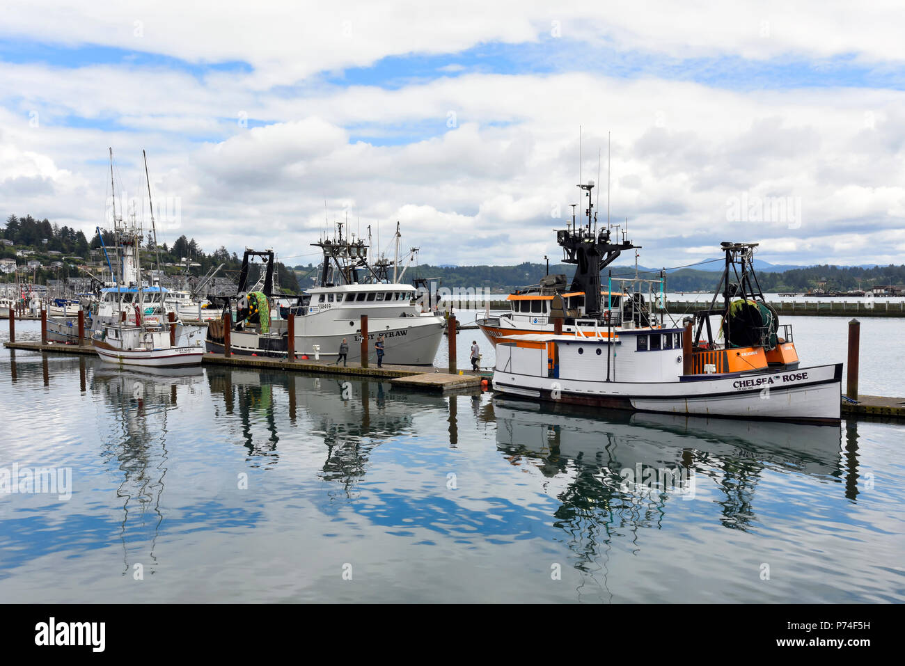 Yaquina Bay and boats in the Port of Newport, Oregon Stock Photo - Alamy