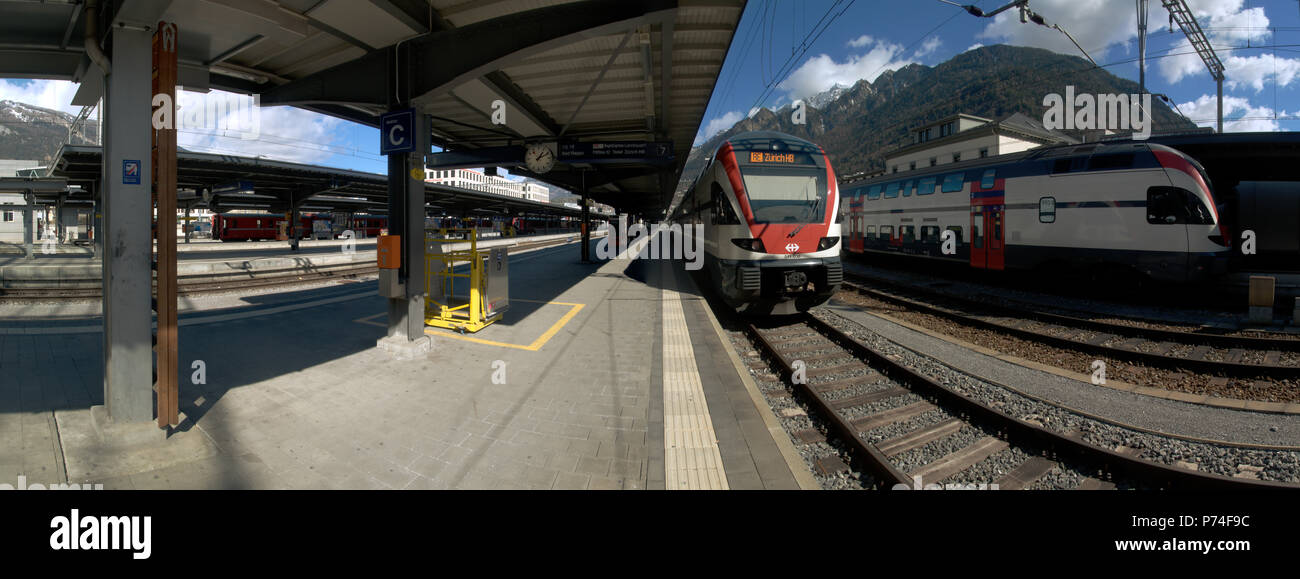 Platforms of Chur railway station, Graubünden Stock Photo - Alamy