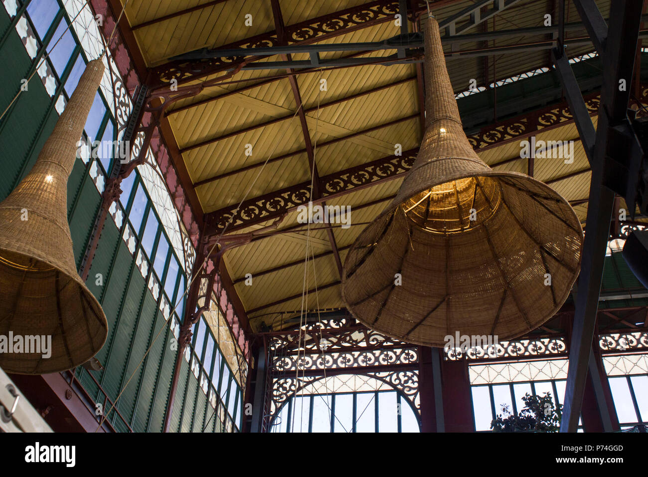 FLORENCE, ITALY - NOVEMBER 22 2015: Architectural feature of central ...