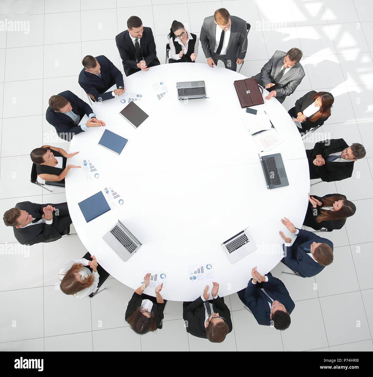 Business executive planning session hi-res stock photography and images ...