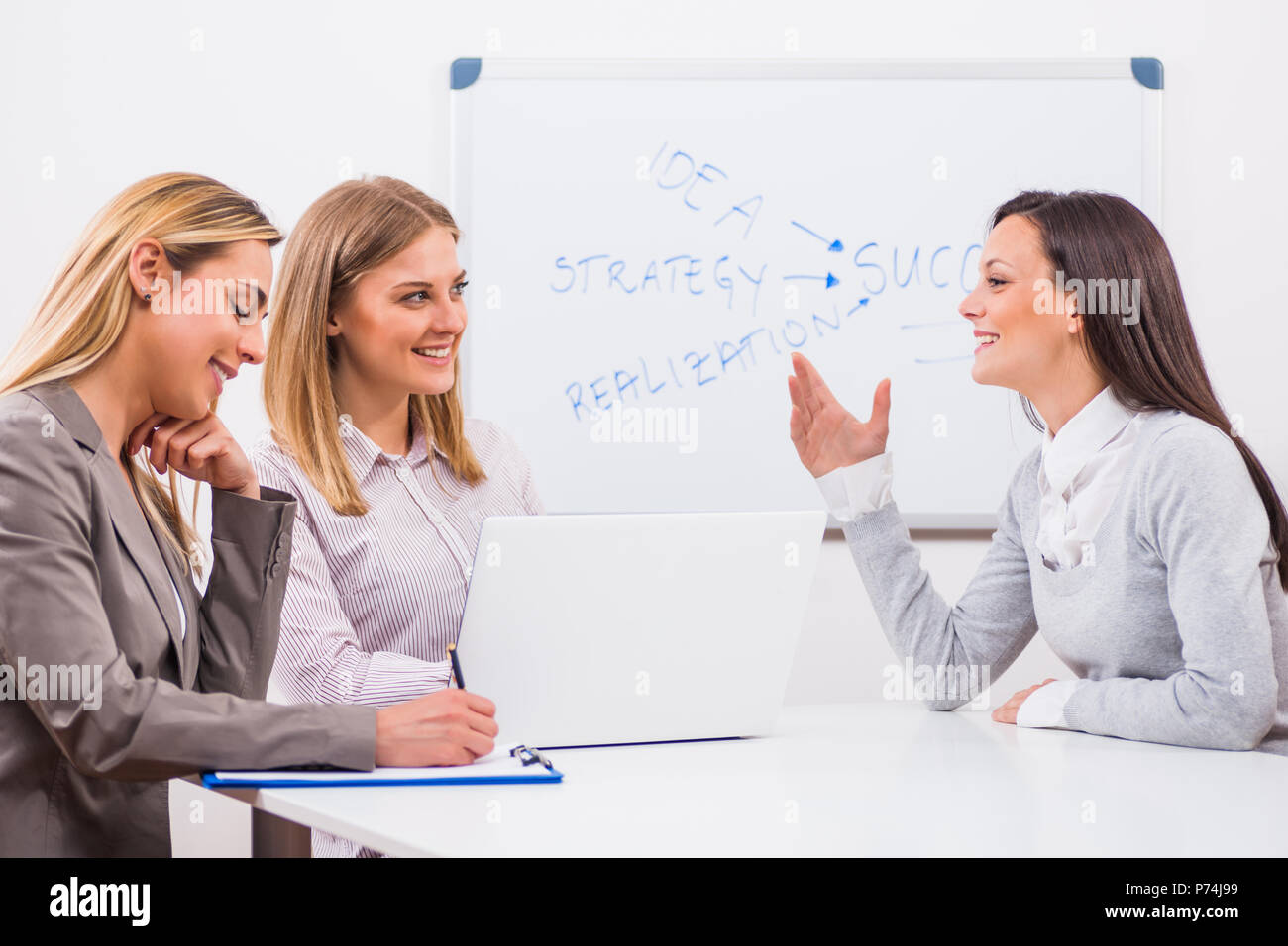Job interview hi-res stock photography and images - Alamy