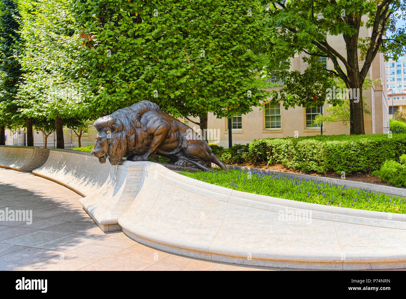 National law enforcement officers memorial hi-res stock photography and ...