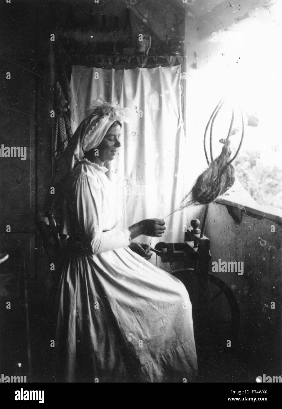 Slovenšina: Predenje . by 1944 41 Predenje Stock Photo - Alamy