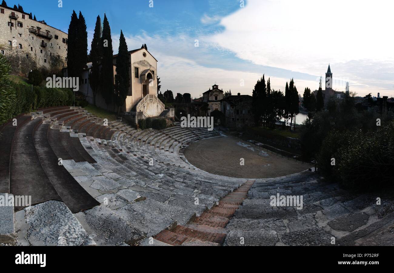Ampitheatre Steps High Resolution Stock Photography and Images - Alamy
