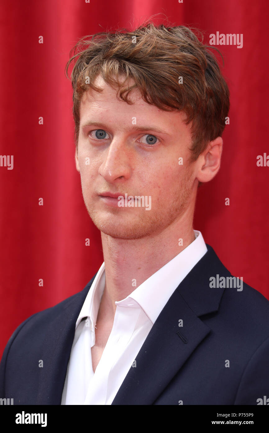 Robin morrissey hi-res stock photography and images - Alamy