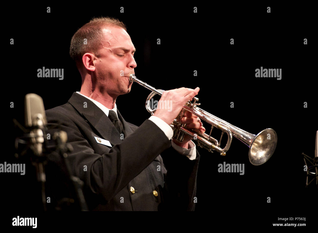 CHICAGO (Dec. 17, 2015) Musician 1st Class Jonathan Barnes performs ...