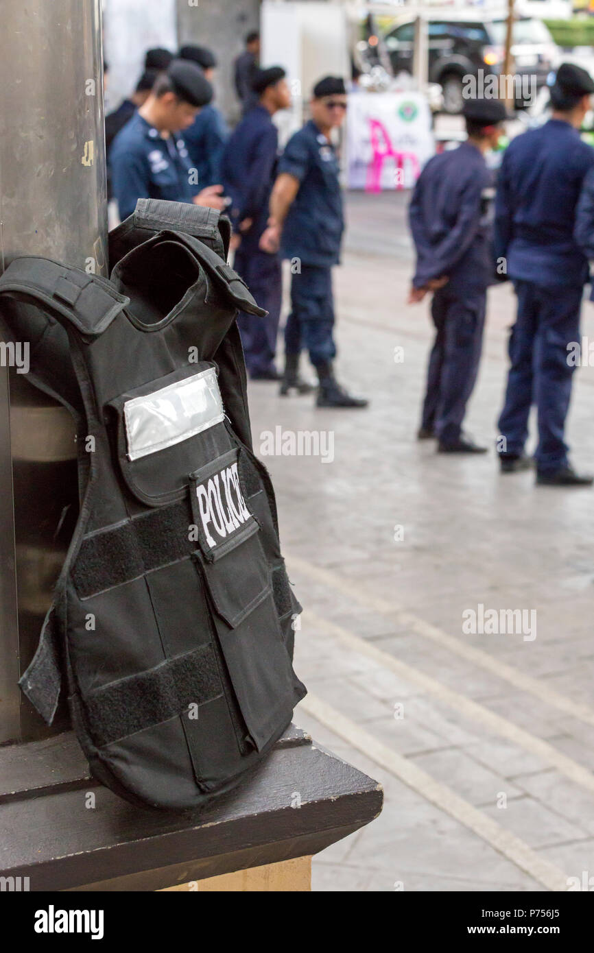 Police guarding Victoria Monument area during military coup, Bangkok ...