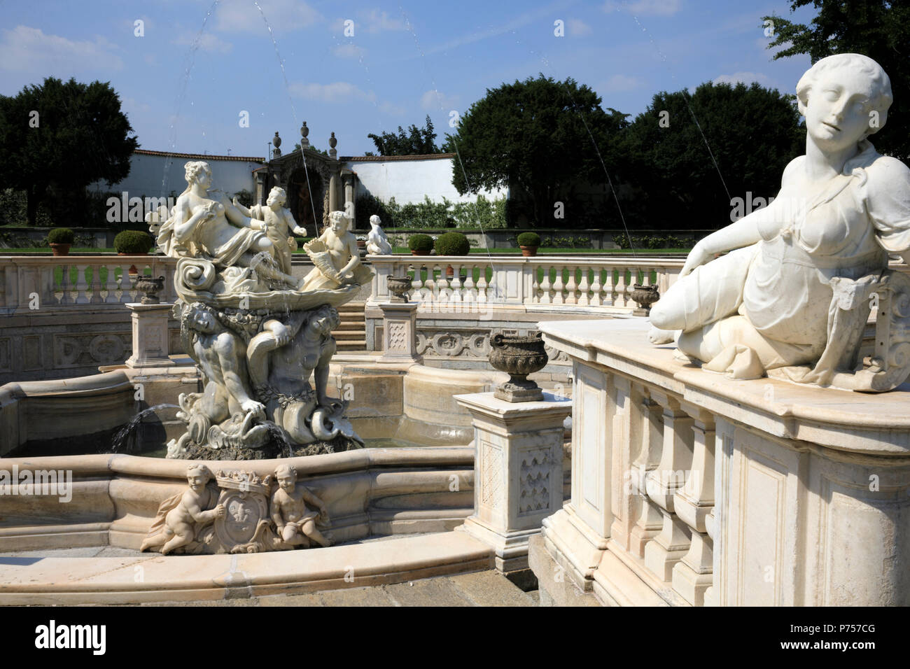 Villa Litta Borromeo Visconti fountain detail, Lainate, Milan, Lombardy ...