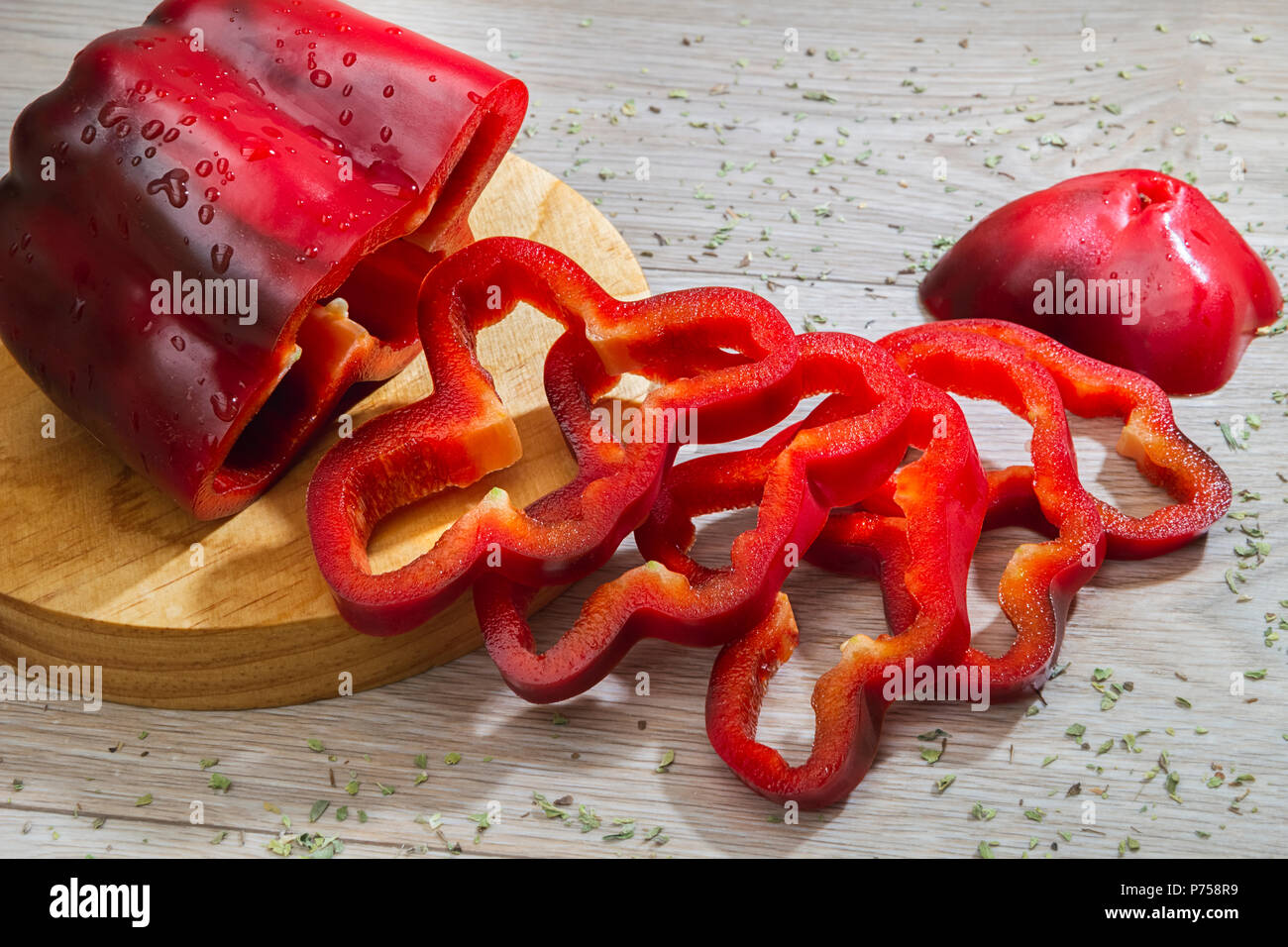 Cutting red bell peppers slices hi-res stock photography and images - Alamy